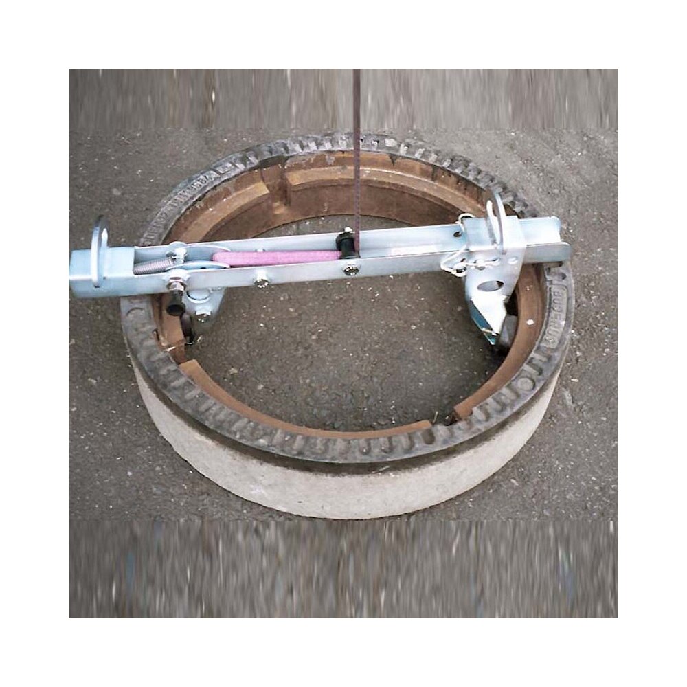 Internal Manhole Housing Grab | Certex Poland